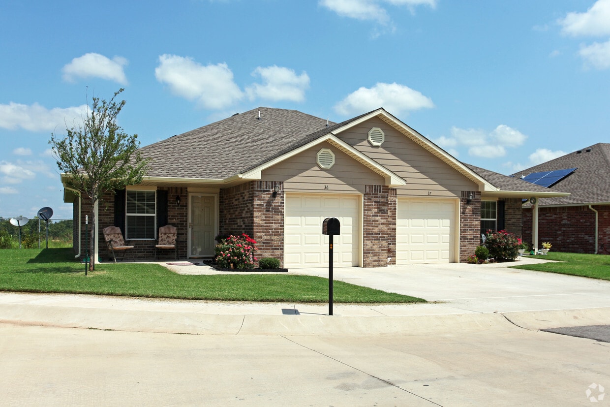 Cottage Park Newcastle **Senior Community** - 567 N Walker Dr Newcastle ...