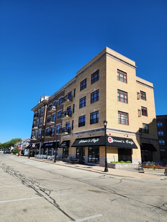 50 N Plum Grove Rd Unit 310E, Palatine, IL 60067 - Condo for Rent in ...