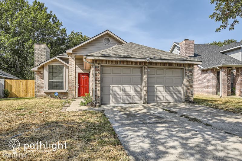 304 Mahogany Dr, Arlington, TX 76018 - House Rental in Arlington, TX ...