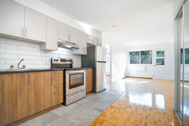 St-Mathieu QC Condos for Rent with Garages | Apartments.com