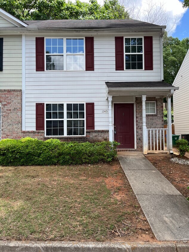 1945 Shawn Wayne Cir SE, Atlanta, GA 30316 - Townhome Rentals in ...