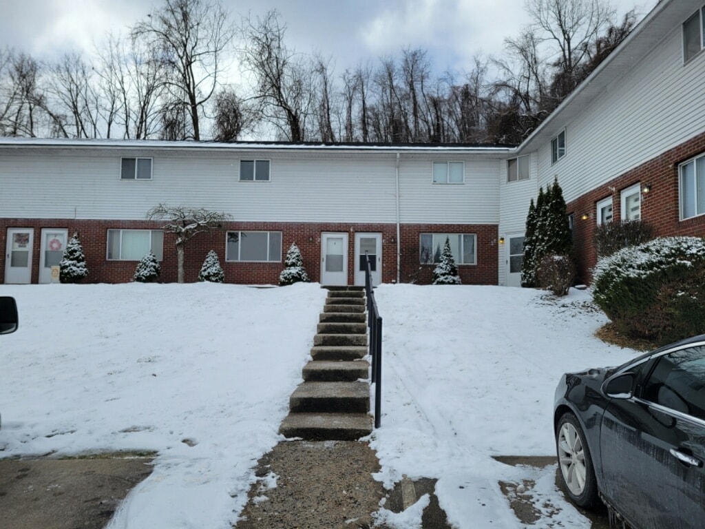 534 Old Monongah Rd, Fairmont, WV 26554 - Townhome Rentals in Fairmont ...