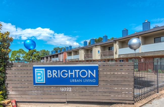 The Brighton Apartments - Houston, TX | Apartments.com