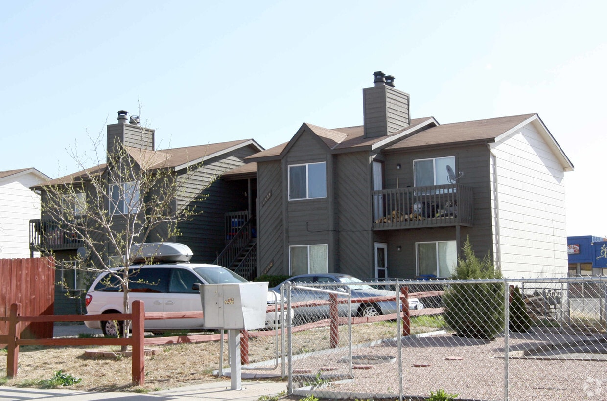 2562 Astrozon Circle - 2562 Astrozon Cor Colorado Springs, CO 80916 ...