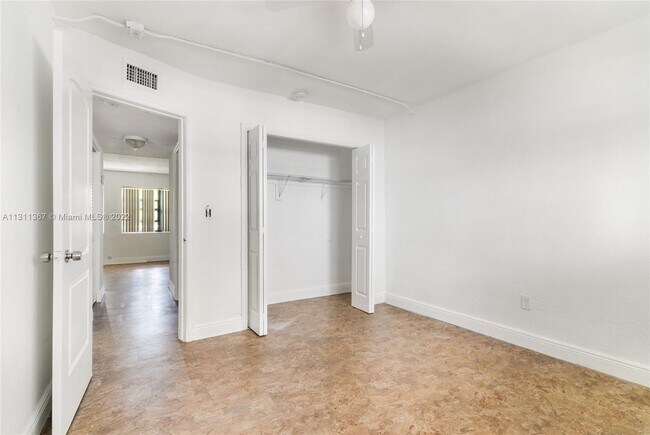 1525 NE 135th St Unit 01, North Miami, FL 33161 - Room for Rent in ...