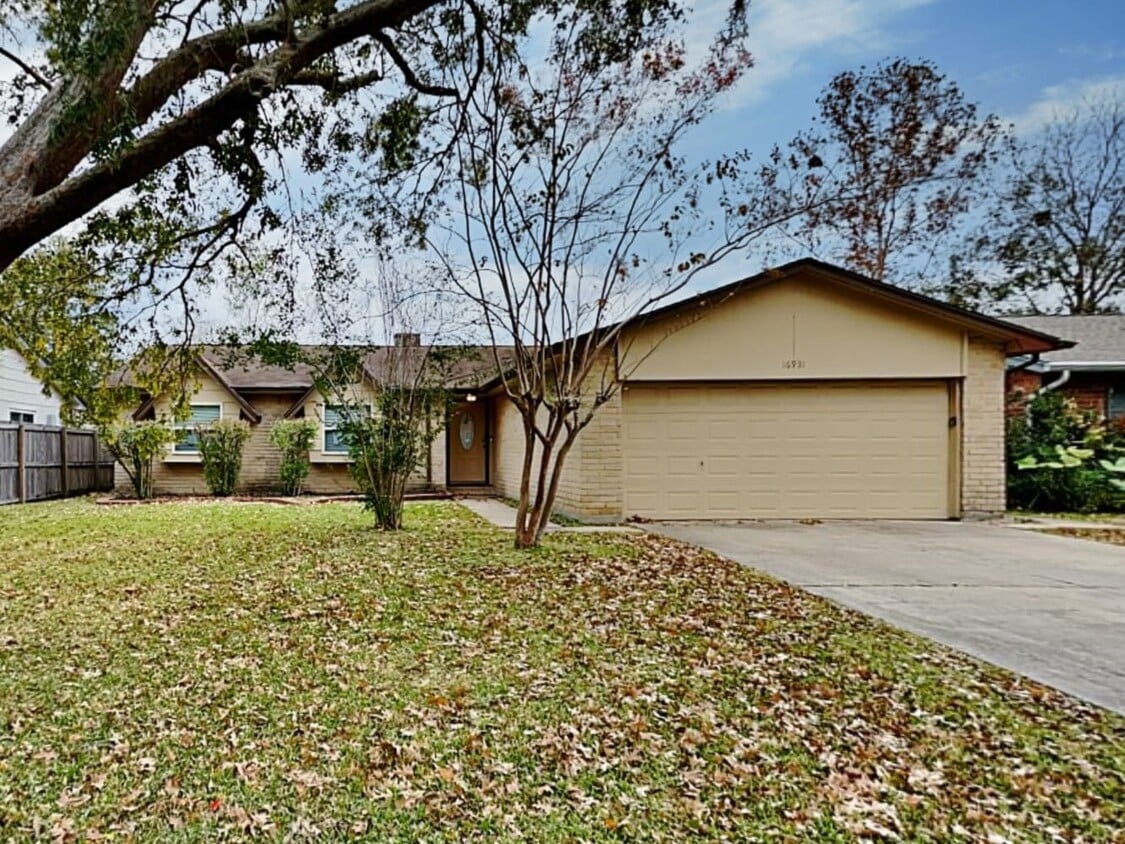 16931 Barcelona Dr, Friendswood, TX 77546 | Apartments.com