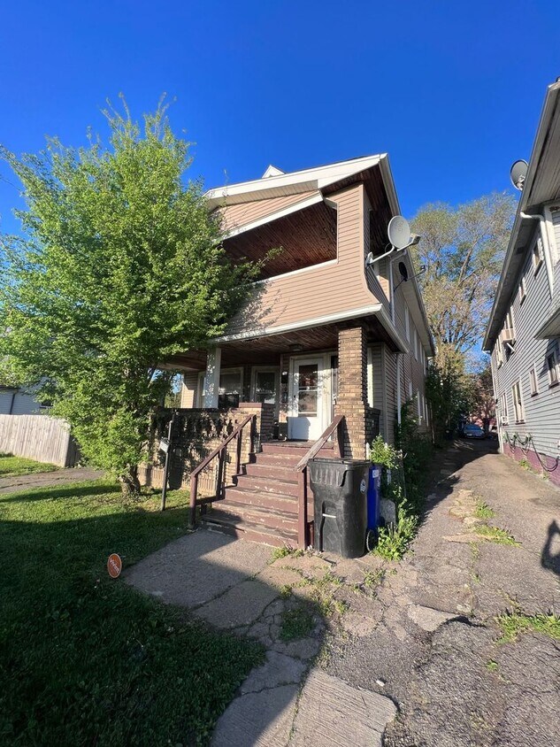 3471-3473 E 117th St Unit 3473, Cleveland, OH 44120 - Room for Rent in ...