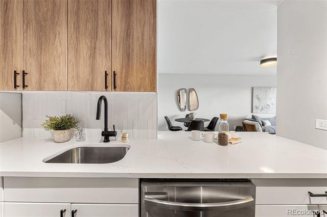 1330 N Gaylord St Unit 403, Denver, CO 80206 - Room for Rent in Denver ...