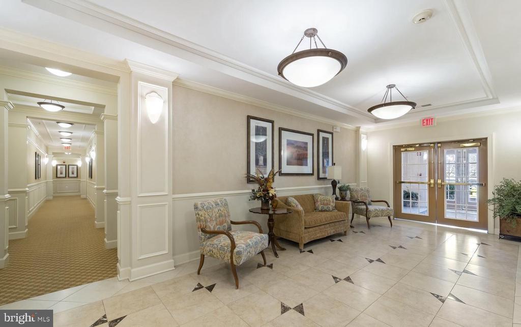 15251 Royal Crest Dr Unit 104, Haymarket, VA 20169 - Room for Rent in ...
