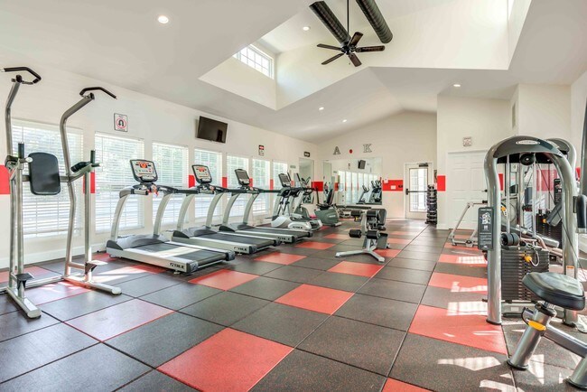 Summit at Keystone Apartments - Indianapolis, IN | Apartments.com