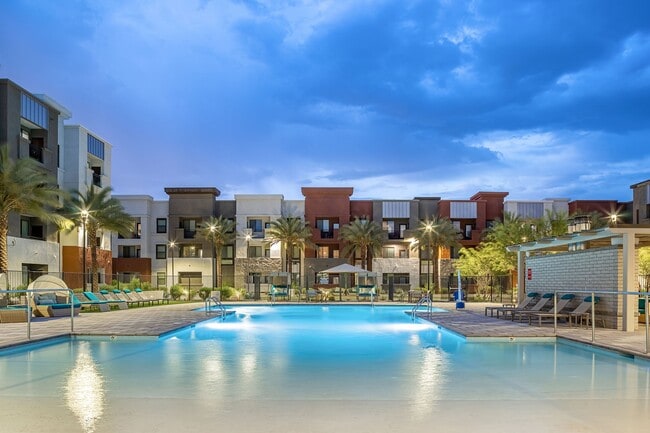 Apartments for Rent with High Ceilings Near The Waters at Ocotillo ...