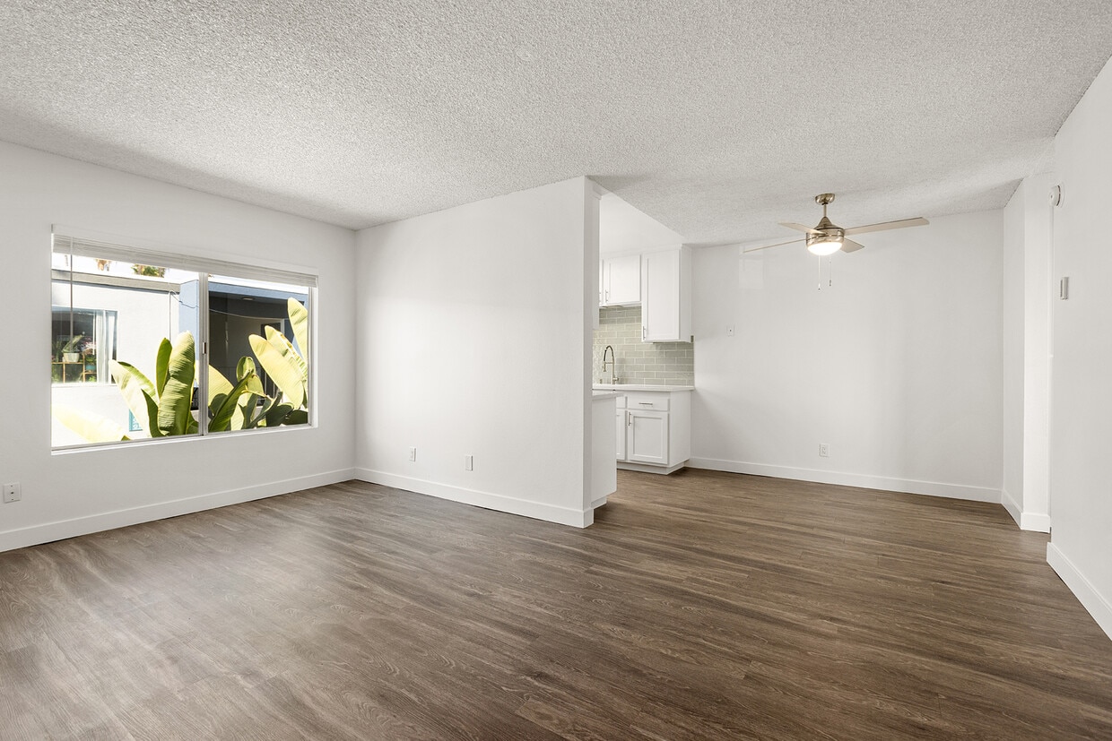 Palms Apartments - 3235-3265 Armstrong St San Diego, CA 92111 ...