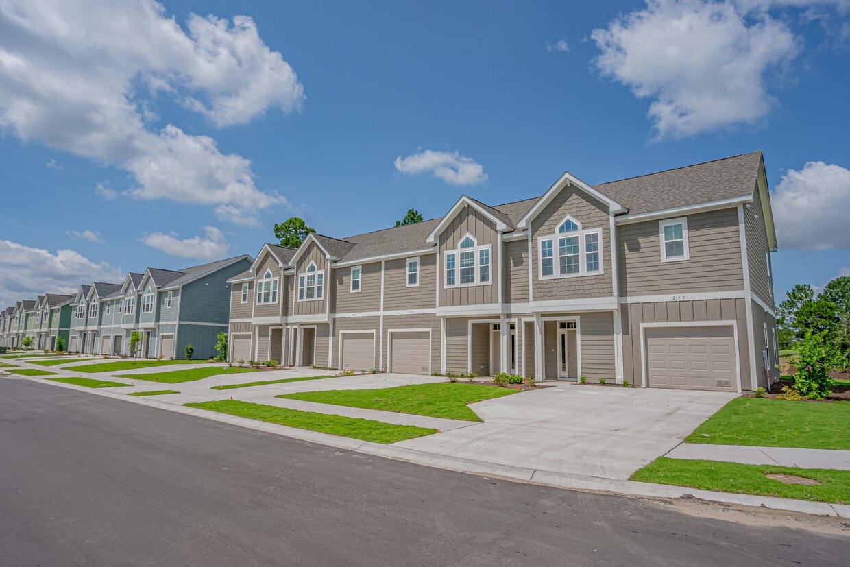 Moorland Reserve Townhomes for Rent - Myrtle Beach, SC | Apartments.com