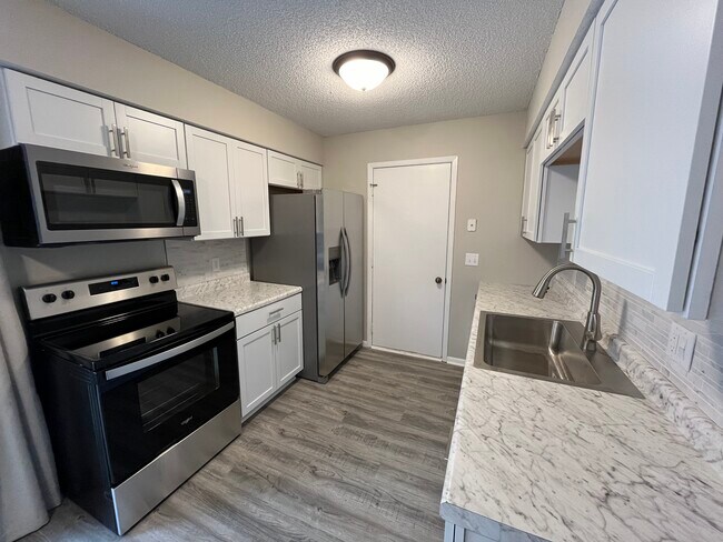 2301 Avery Ave, Norwalk, IA 50211 - House Rental in Norwalk, IA ...