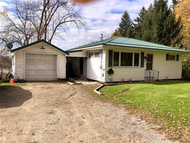 167 N Main St, Springboro, PA 16435 - House Rental in Springboro, PA ...