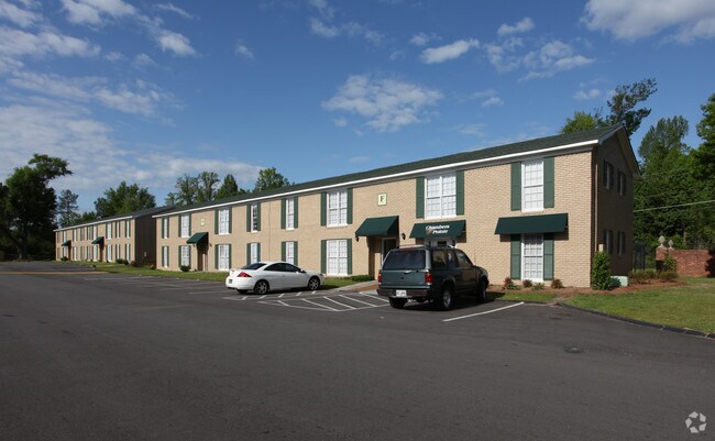 The Terraces at Carlton Ridge Apartments under $1,200 - Warner Robins ...