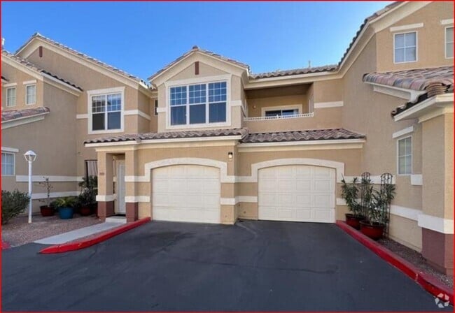 Riverwalk Ranch Apartments for Rent with Extra Storage - North Las ...