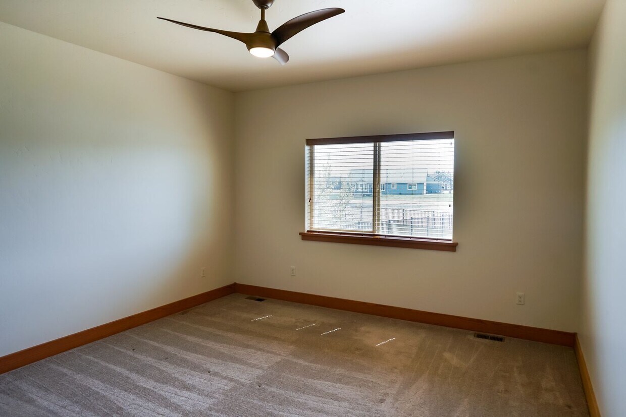 15263 N Pristine Cir, Rathdrum, ID 83858 - House Rental in Rathdrum, ID ...