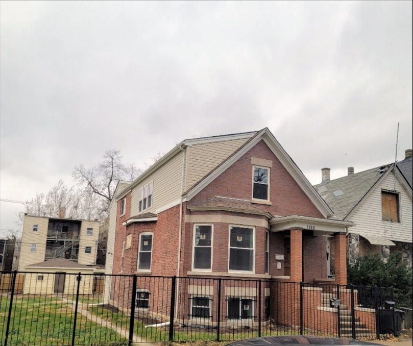 7950 S Muskegon Ave, Chicago, IL 60617 - House Rental in Chicago, IL ...