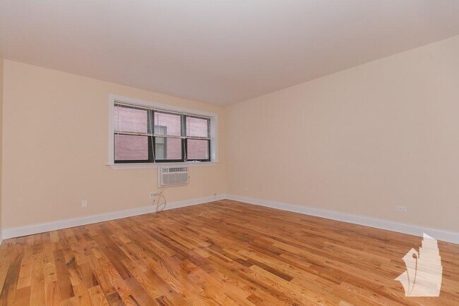 555 W Arlington, Chicago, IL 60614 Rentals in Chicago at 555 W ...