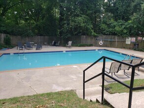 Marion Manor Apartments for Rent with Hardwood Floors - Charlotte, NC ...
