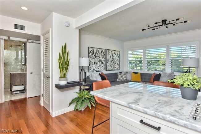 221 8th Ave S Unit 221B, Naples, FL 34102 - Condo for Rent in Naples ...