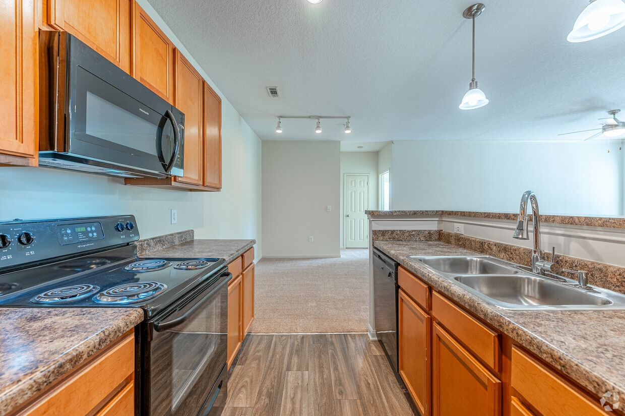 Market Street Station Apartments - 8034 Macbean Loop Aiken, SC 29801 ...