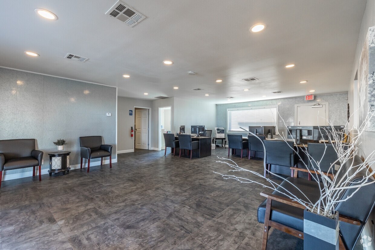 3955 University Center Drive