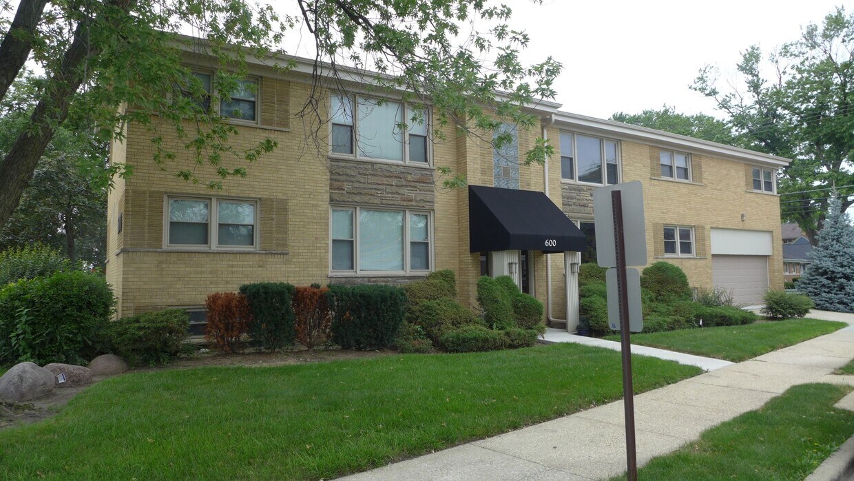 600 Higgins Rd Park Ridge, IL 60068 - Alquileres en Park Ridge, IL ...