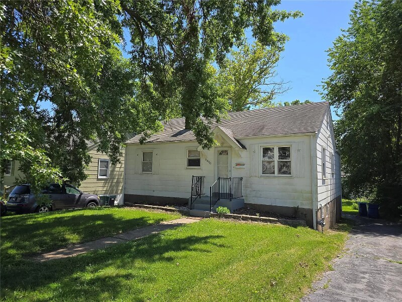 7430 Calvin Ave, St. Louis, MO 63136 | Apartments.com