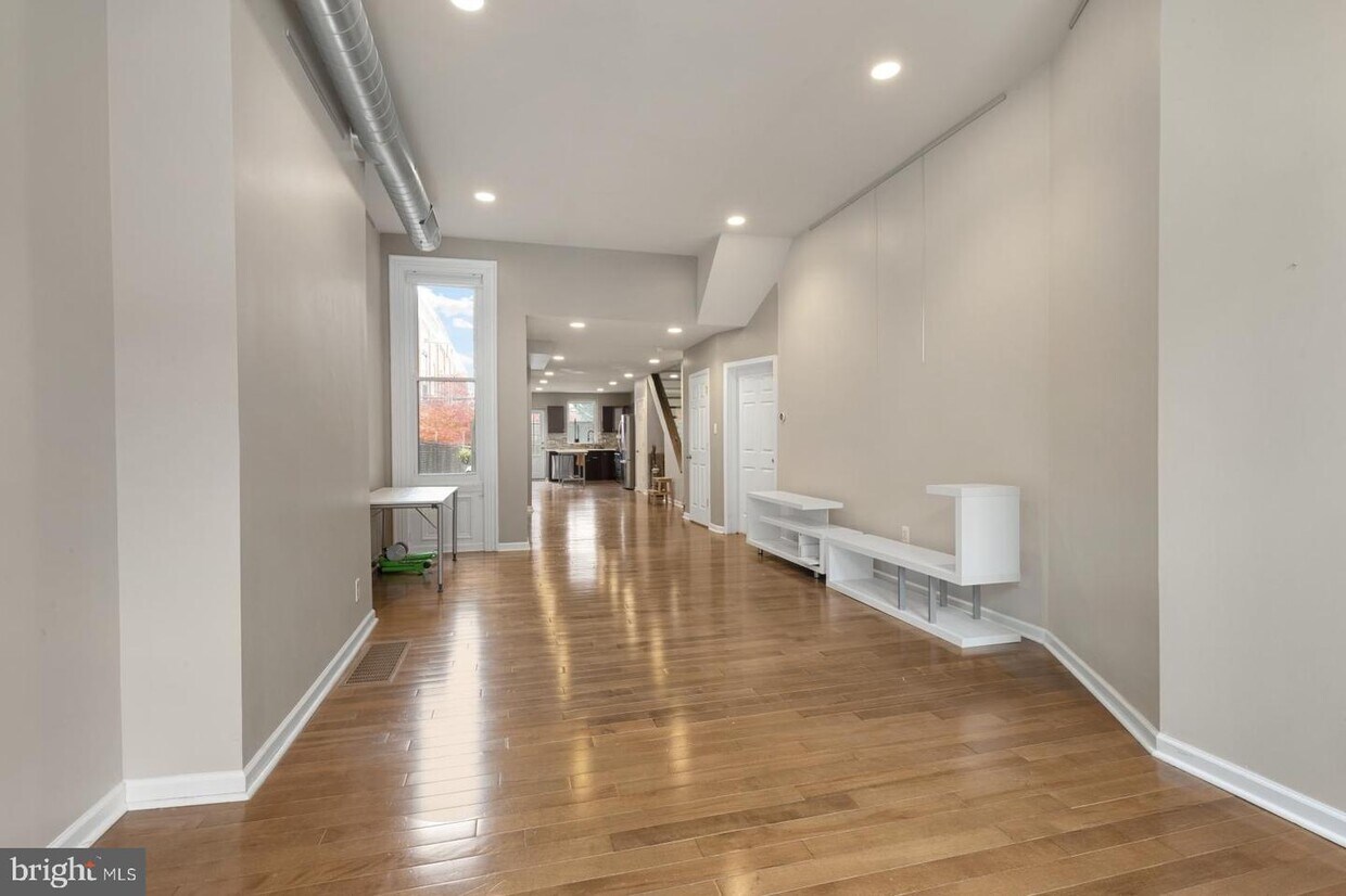 2810 Poplar St Unit 1, Philadelphia, PA 19130 - Room for Rent in ...