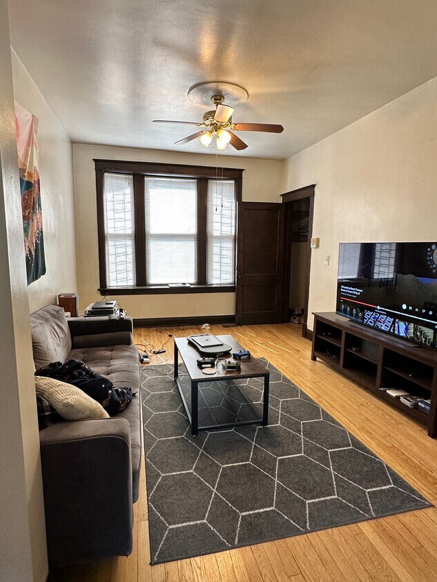 2515 N Spaulding Ave Unit 1R, Chicago, IL 60647 - 2515 N Spaulding Ave ...