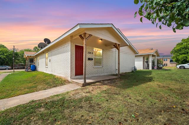 204 Hosack St, Arlington, TX 76010 - Townhome Rentals in Arlington TX ...