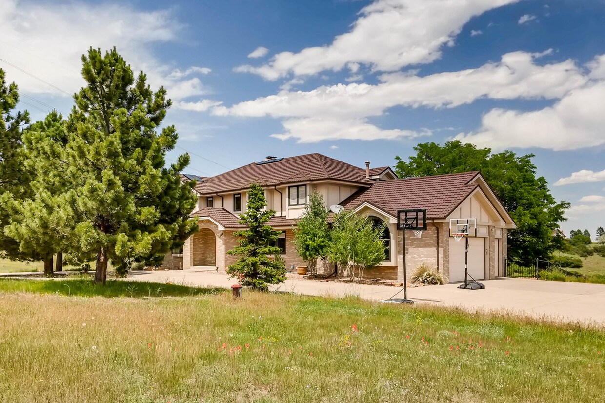 9520 N Heather Dr, Castle Rock, CO 80108 - House Rental in Castle Rock ...