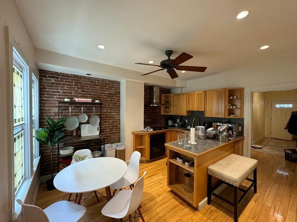 2 Hardwick St Unit 1, Cambridge, MA 02141 - 2 Hardwick St Cambridge, MA ...