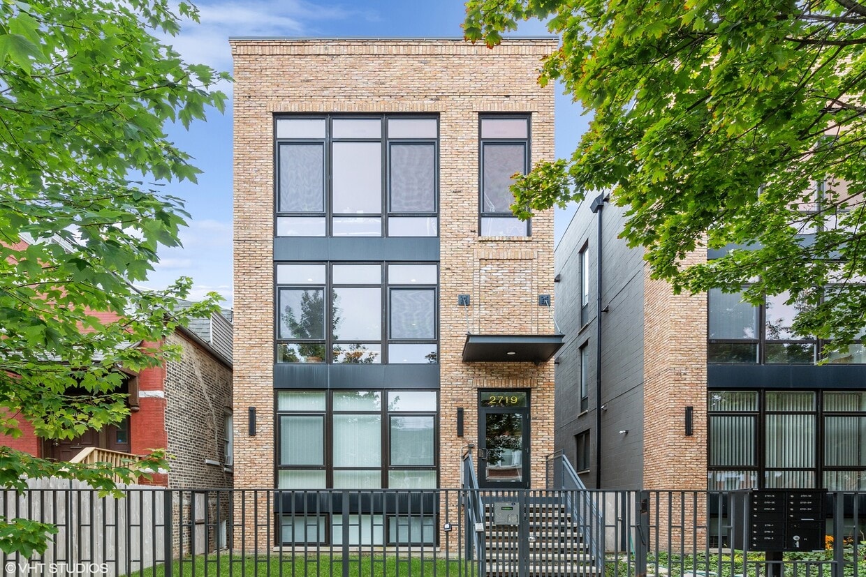 2719 W Haddon Ave Unit 2, Chicago, IL 60622 - Condo for Rent in Chicago ...
