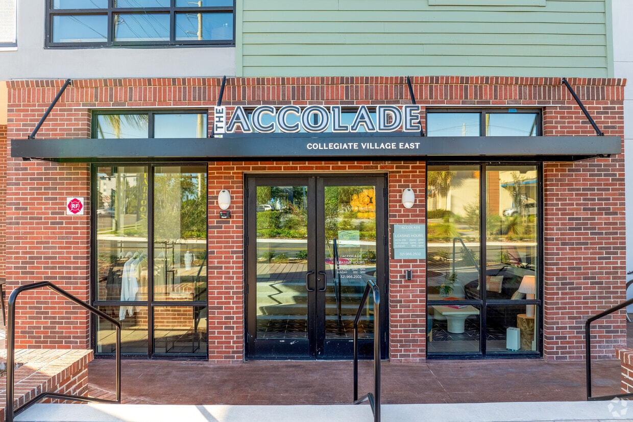 The Accolade Collegiate Village East - 12180 Collegiate Way Orlando, FL ...