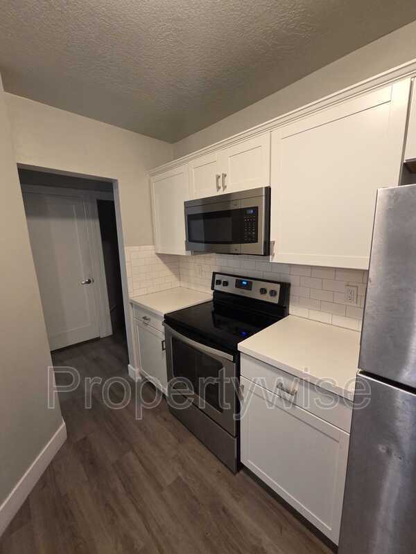 136 S 900 E Unit A, Salt Lake City, UT 84102 - Condo for Rent in Salt ...