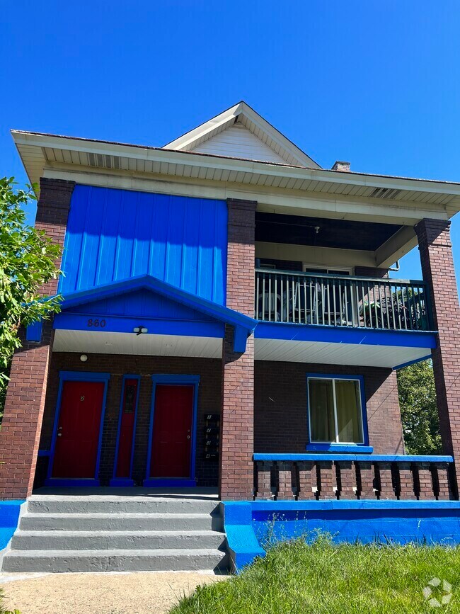 Uptown Cincinnati Apartments for Rent with Hardwood Floors - Cincinnati ...