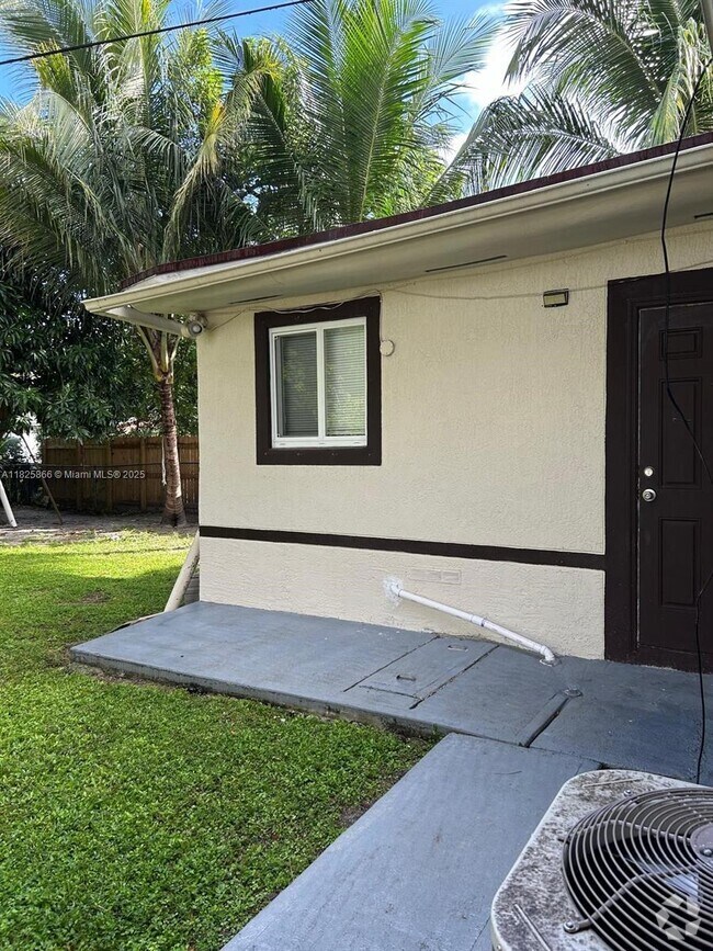 Pinewood Apartments under $1,500 - Miami, FL - Updated Today ...