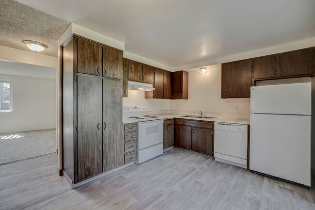 Sequoia Apartments - Springfield, OR | Apartments.com