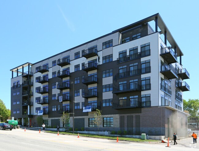 McGovern House Apartments - Highland Park, IL | Apartments.com