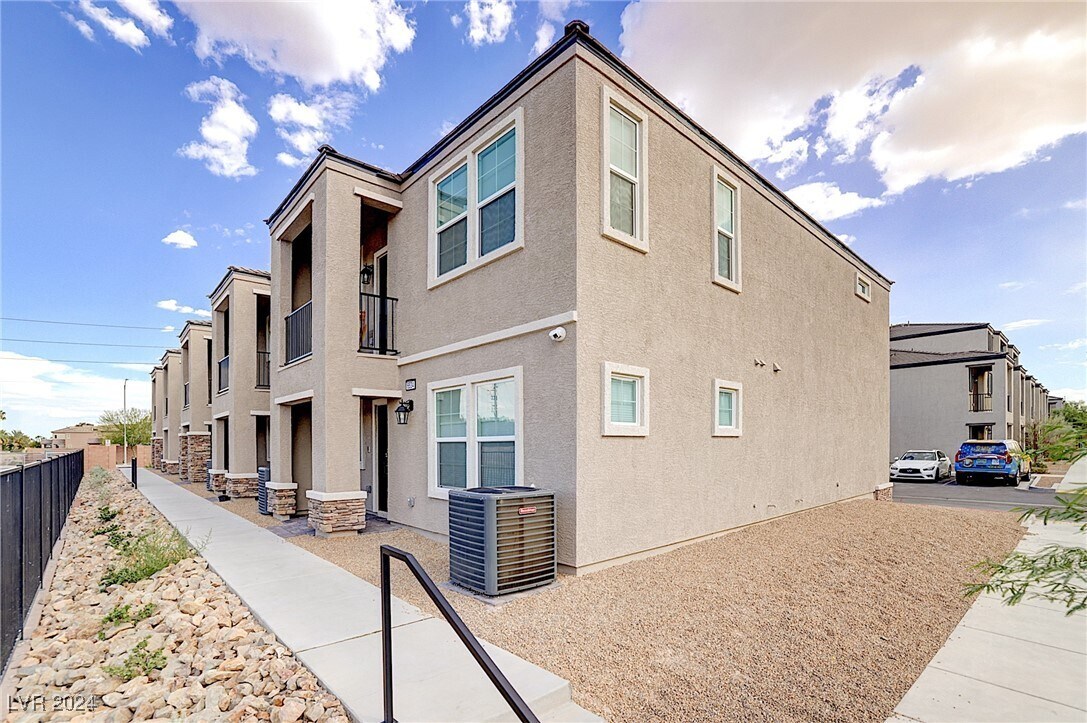 6522 Tarmiyah Ave, Spring Valley, NV 89118 - Townhome Rentals in Spring ...