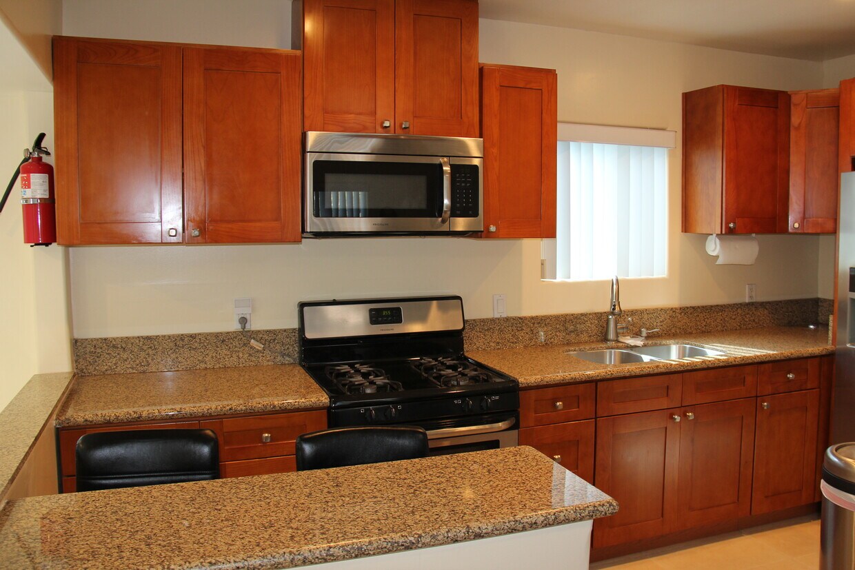 125 Carr Dr Unit # 127, Glendale, CA 91205 - 125 Carr Dr Glendale, CA ...