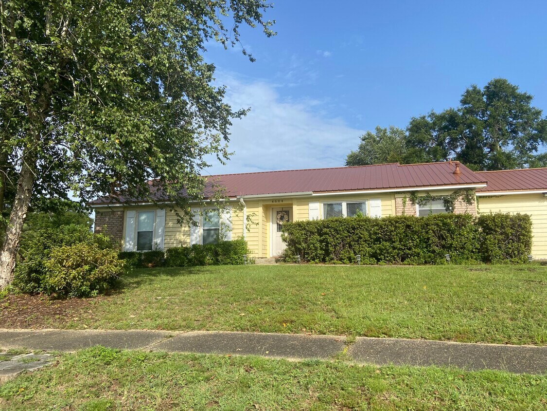 4604 Centerpointe Dr, Pensacola, FL 32514 - House Rental in Pensacola ...