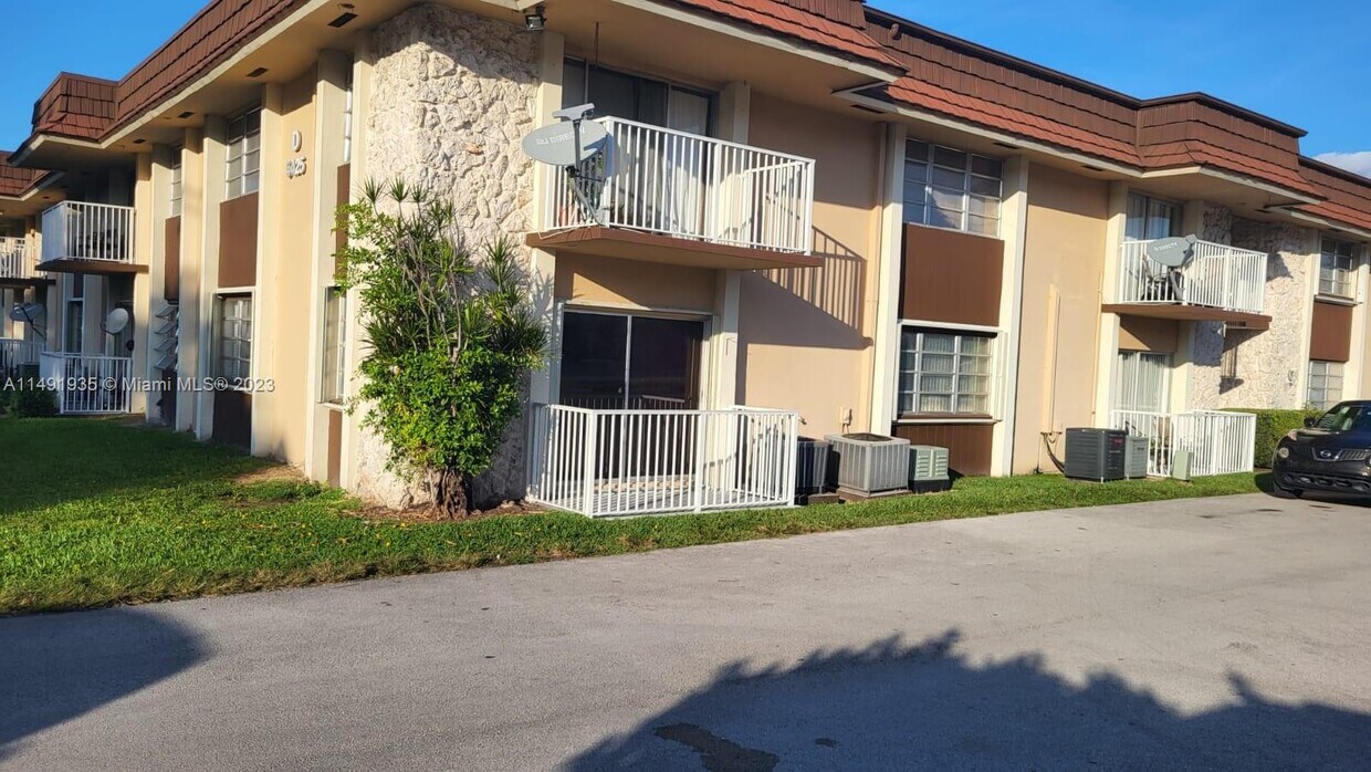 5425 SW 77th Ct Unit 102D, Miami, FL 33155 - Room for Rent in Miami, FL ...