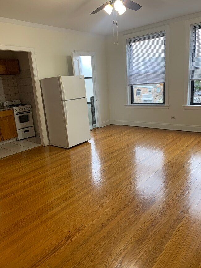 5154 N Clark St Unit 427, Chicago, IL 60640 - Apartments in Chicago, IL ...