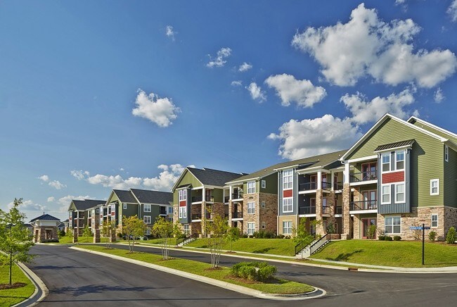 Addison Ridge Apartments - Apartments in Fayetteville, NC | Apartments.com