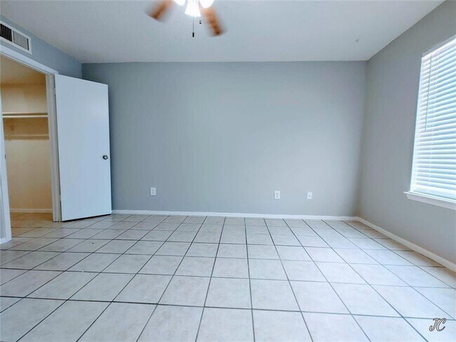 10555 Turtlewood Ct Unit 2002, Houston, TX 77072 - Condo for Rent in ...