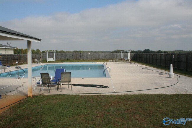 5361 Bay Village Dr, Athens, AL 35611 - Townhome Rentals in Athens AL ...